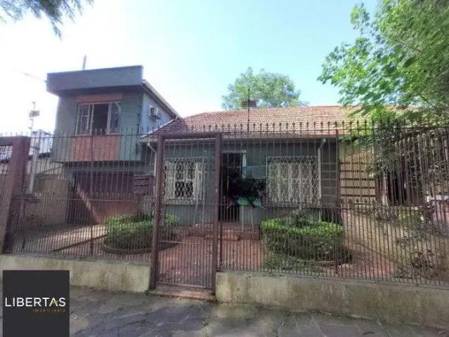 Casa / Sobrado para Venda em Porto Alegre/RS Petrópolis 3 Quartos