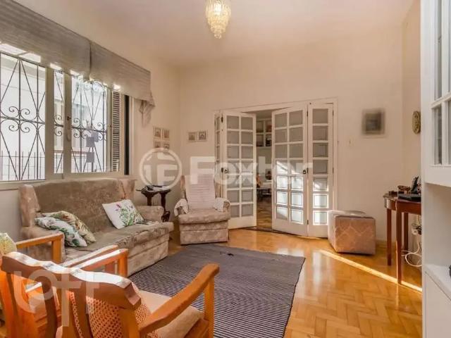 Casa / Sobrado para Venda em Porto Alegre/RS Petrópolis 3 Quartos