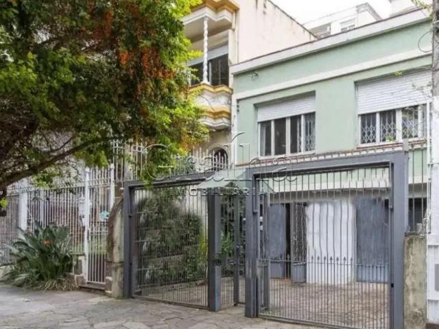 Casa / Sobrado para Venda em Porto Alegre/RS Petrópolis 3 Quartos
