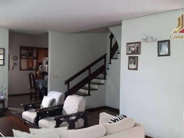 Casa / Sobrado para Venda em Porto Alegre/RS Petrópolis 3 Quartos