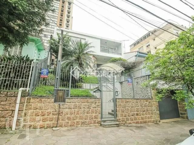 Casa / Sobrado para Venda em Porto Alegre/RS Petrópolis 3 Quartos