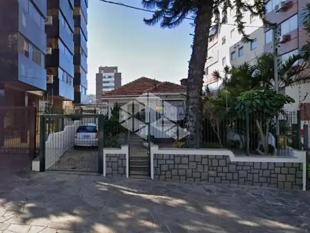 Casa / Sobrado para Venda em Porto Alegre/RS Petrópolis 3 Quartos