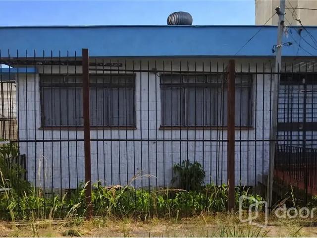 Casa / Sobrado para Venda em Porto Alegre/RS Petrópolis 3 Quartos