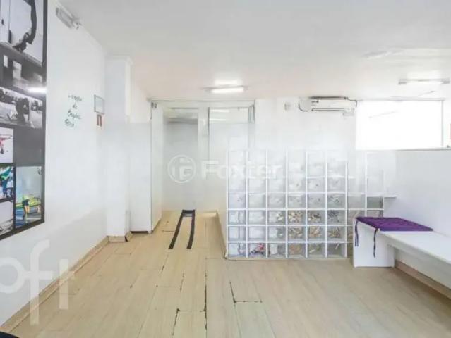 Casa / Sobrado para Venda em Porto Alegre/RS Petrópolis 3 Quartos