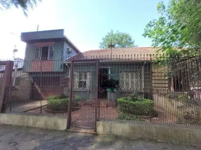 Casa / Sobrado para Venda em Porto Alegre/RS Petrópolis 3 Quartos