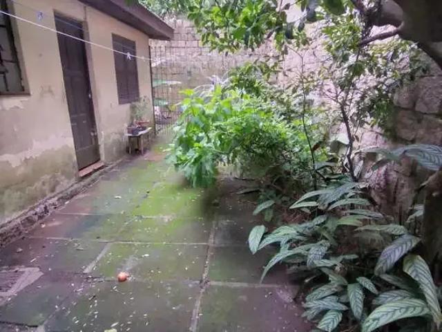 Casa / Sobrado para Venda em Porto Alegre/RS Petrópolis 3 Quartos