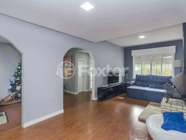 Casa / Sobrado para Venda em Porto Alegre/RS Petrópolis 3 Quartos