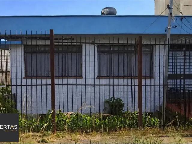Casa / Sobrado para Venda em Porto Alegre/RS Petrópolis 3 Quartos