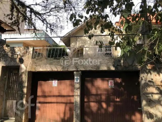 Casa / Sobrado para Venda em Porto Alegre/RS Petrópolis 3 Quartos