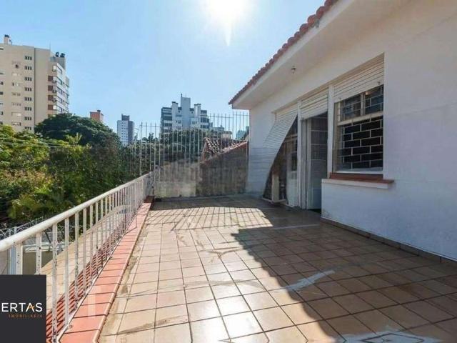 Casa / Sobrado para Venda em Porto Alegre/RS Petrópolis 3 Quartos