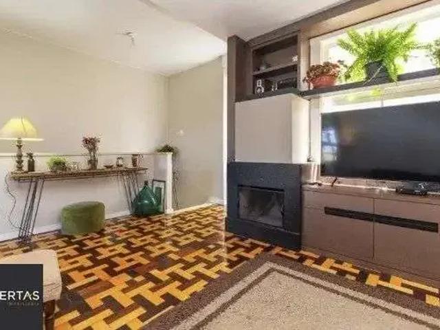 Casa / Sobrado para Venda em Porto Alegre/RS Petrópolis 3 Quartos