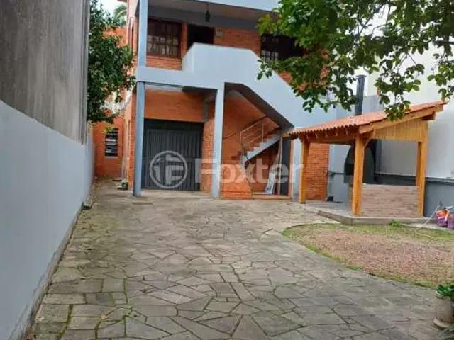 Casa / Sobrado para Venda em Porto Alegre/RS Petrópolis 4 Quartos