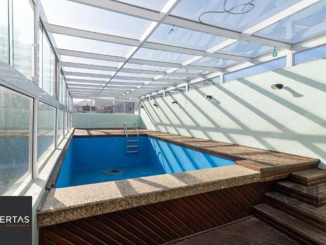 Casa / Sobrado para Venda em Porto Alegre/RS Petrópolis 4 Quartos