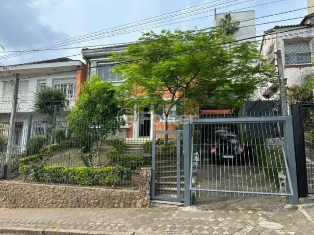 Casa / Sobrado para Venda em Porto Alegre/RS Petrópolis 4 Quartos