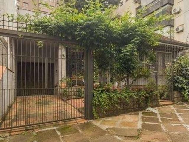 Casa / Sobrado para Venda em Porto Alegre/RS Petrópolis 4 Quartos