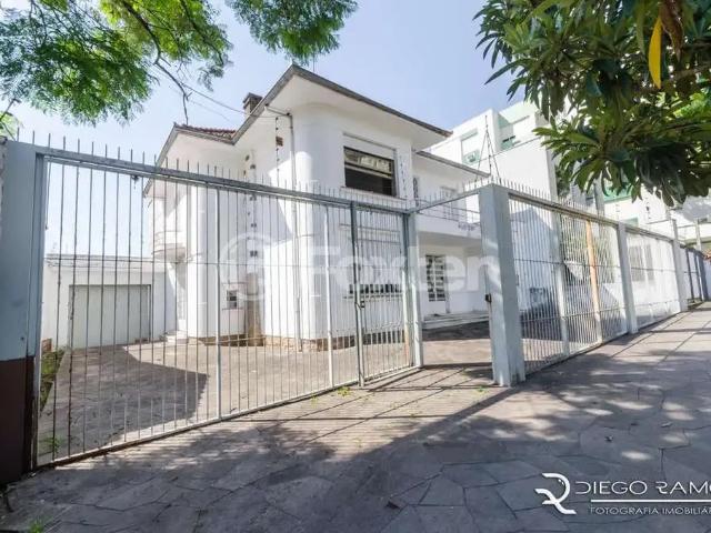 Casa / Sobrado para Venda em Porto Alegre/RS Petrópolis 4 Quartos