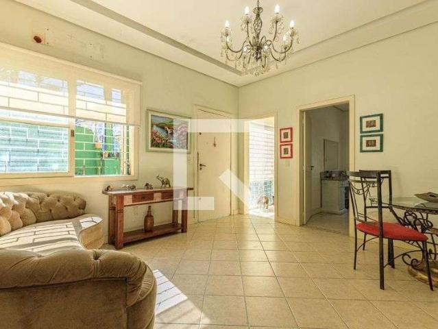 Casa / Sobrado para Venda em Porto Alegre/RS Petrópolis 4 Quartos