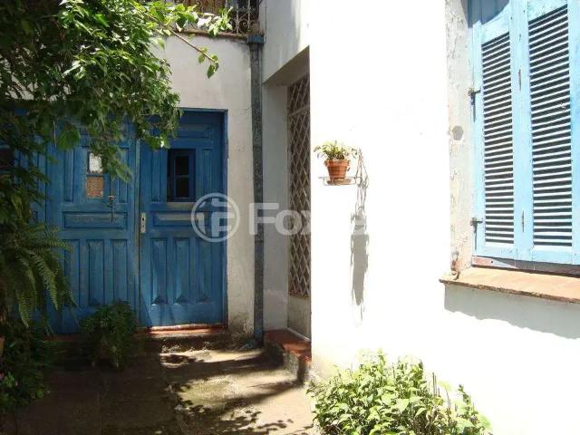 Casa / Sobrado para Venda em Porto Alegre/RS Petrópolis 4 Quartos