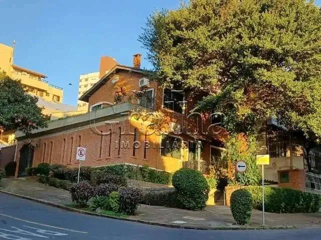 Casa / Sobrado para Venda em Porto Alegre/RS Petrópolis 4 Quartos