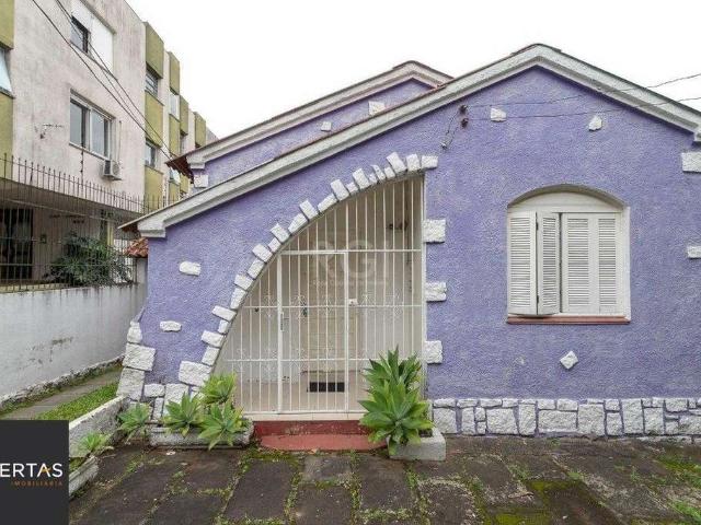 Casa / Sobrado para Venda em Porto Alegre/RS Petrópolis 5 Quartos