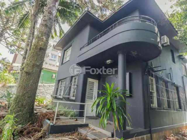 Casa / Sobrado para Venda em Porto Alegre/RS Petrópolis 5 Quartos