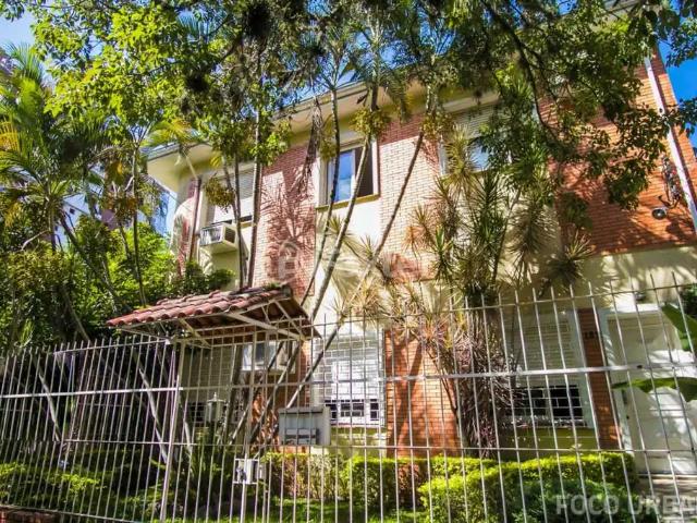 Casa / Sobrado para Venda em Porto Alegre/RS Petrópolis 7 Quartos