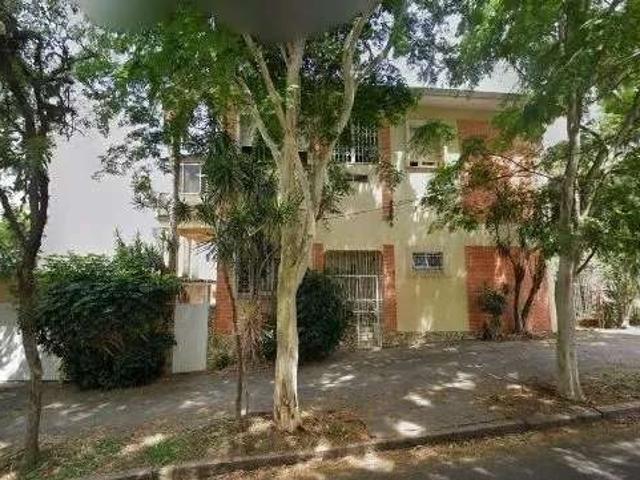 Casa / Sobrado para Venda em Porto Alegre/RS Petrópolis 7 Quartos