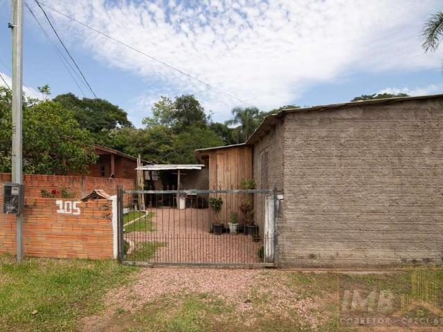 Casa / Sobrado para Venda em Porto Alegre/RS Pitinga 2 Quartos