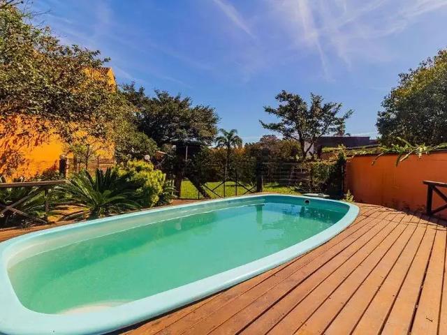 Casa / Sobrado para Venda em Porto Alegre/RS Ponta Grossa 3 Quartos