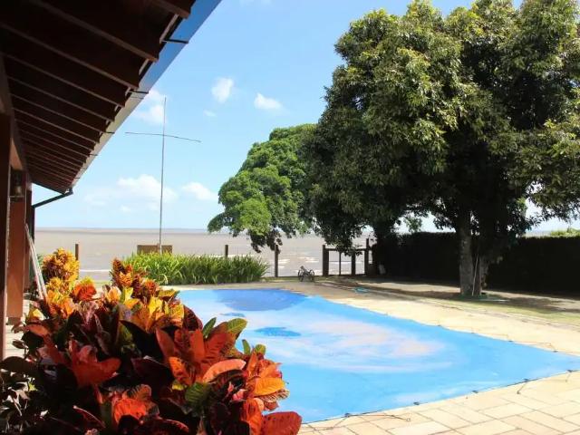 Casa / Sobrado para Venda em Porto Alegre/RS Ponta Grossa 3 Quartos