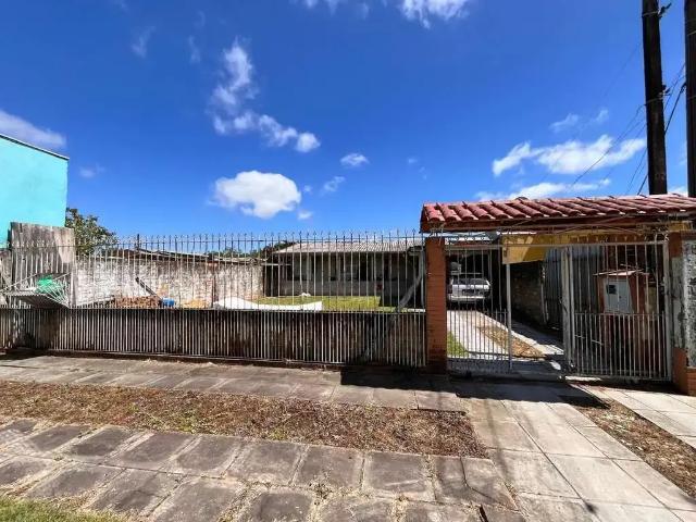 Casa / Sobrado para Venda em Porto Alegre/RS Ponta Grossa 3 Quartos