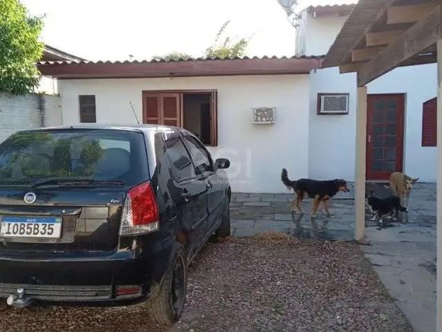 Casa / Sobrado para Venda em Porto Alegre/RS Ponta Grossa 3 Quartos