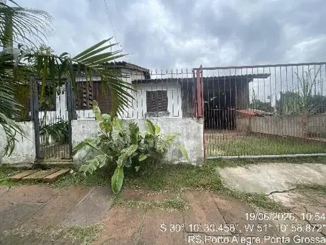 Casa / Sobrado para Venda em Porto Alegre/RS Ponta Grossa 2 Quartos