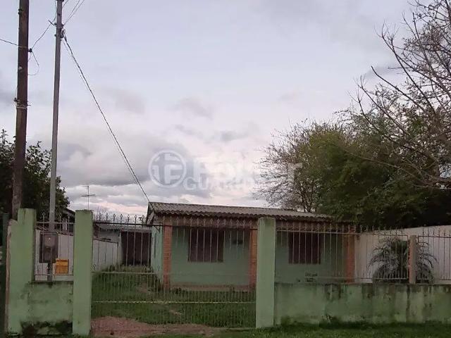 Casa / Sobrado para Venda em Porto Alegre/RS Ponta Grossa 2 Quartos