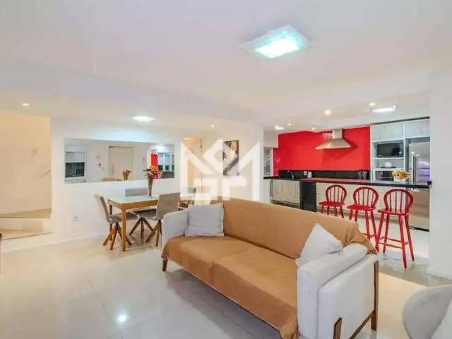 Casa / Sobrado para Venda em Porto Alegre/RS Protásio Alves 3 Quartos