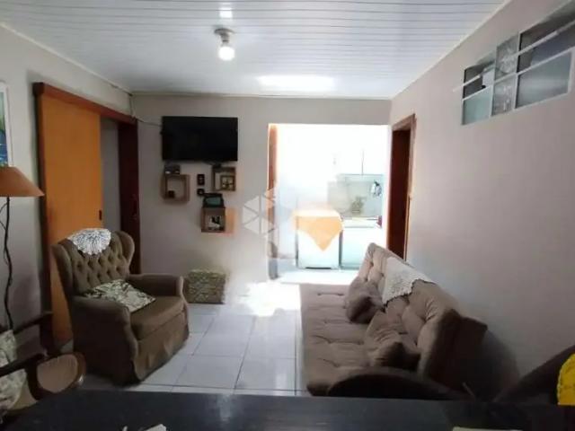 Casa / Sobrado para Venda em Porto Alegre/RS Restinga 4 Quartos