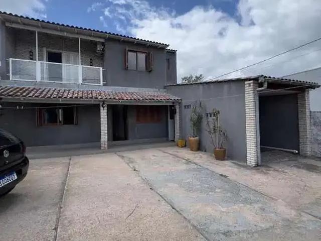 Casa / Sobrado para Venda em Porto Alegre/RS Restinga 4 Quartos
