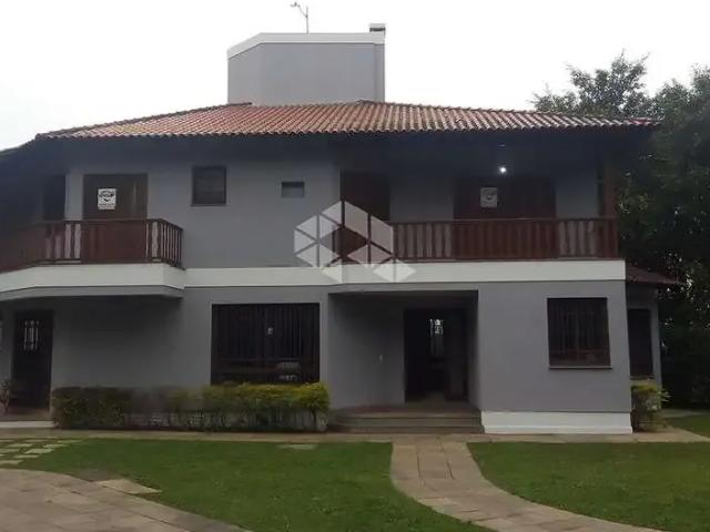 Casa / Sobrado para Venda em Porto Alegre/RS Restinga 6 Quartos