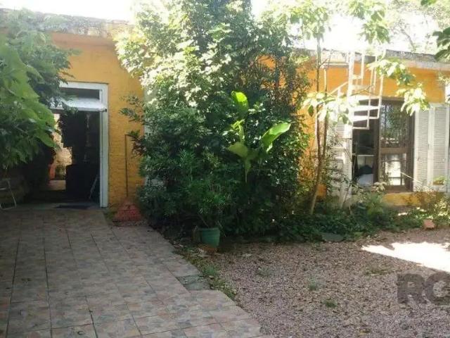 Casa / Sobrado para Venda em Porto Alegre/RS Restinga 1 Quartos