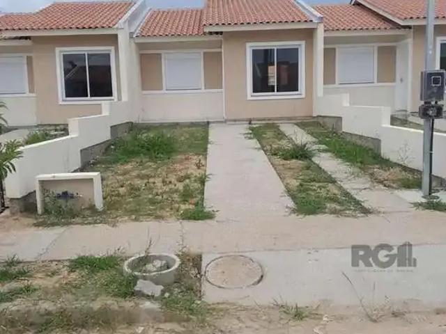 Casa / Sobrado para Venda em Porto Alegre/RS Restinga 2 Quartos
