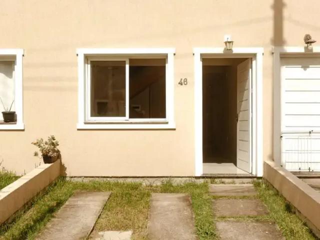 Casa / Sobrado para Venda em Porto Alegre/RS Restinga 2 Quartos