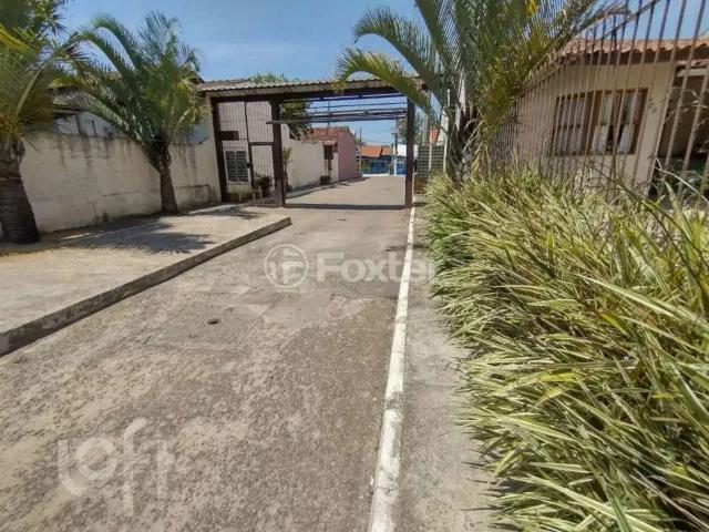 Casa / Sobrado para Venda em Porto Alegre/RS Restinga 2 Quartos