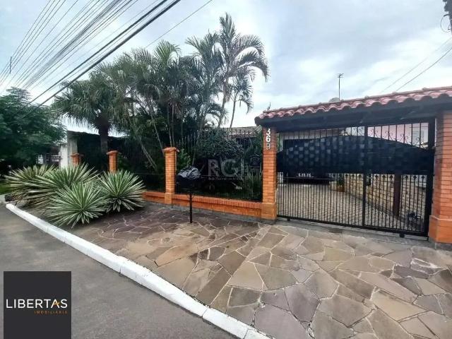 Casa / Sobrado para Venda em Porto Alegre/RS Restinga 2 Quartos