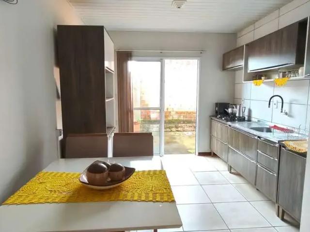 Casa / Sobrado para Venda em Porto Alegre/RS Restinga 2 Quartos