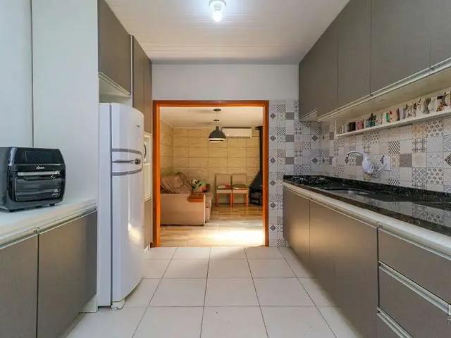 Casa / Sobrado para Venda em Porto Alegre/RS Restinga 2 Quartos