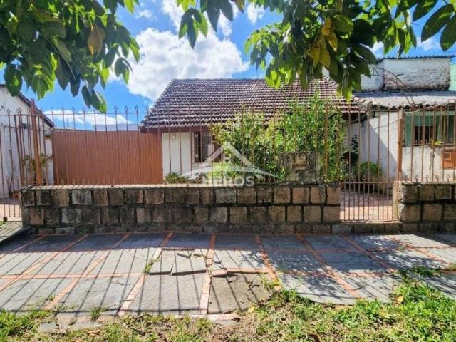 Casa / Sobrado para Venda em Porto Alegre/RS Restinga 2 Quartos