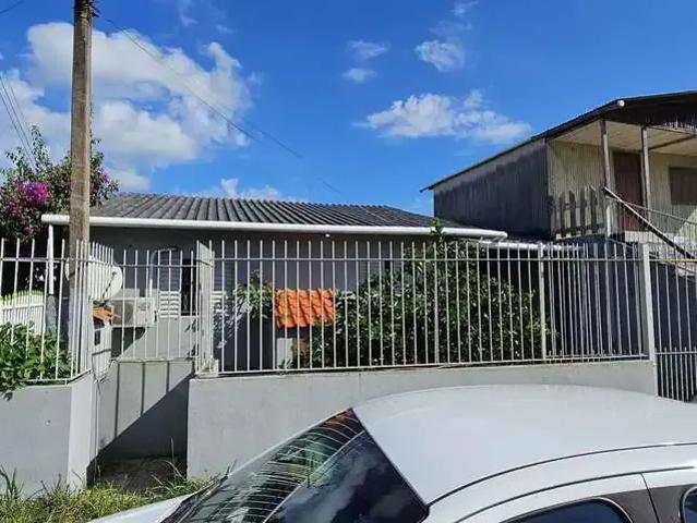 Casa / Sobrado para Venda em Porto Alegre/RS Restinga 2 Quartos