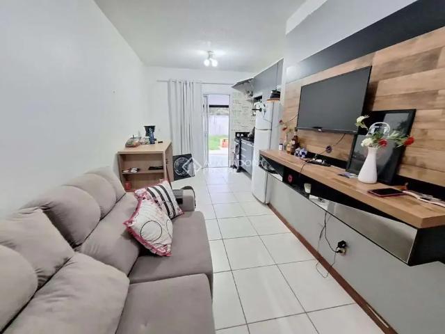 Casa / Sobrado para Venda em Porto Alegre/RS Restinga 2 Quartos