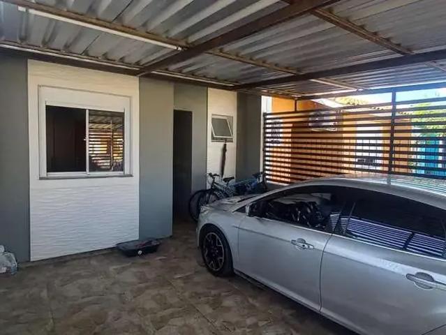 Casa / Sobrado para Venda em Porto Alegre/RS Restinga 2 Quartos