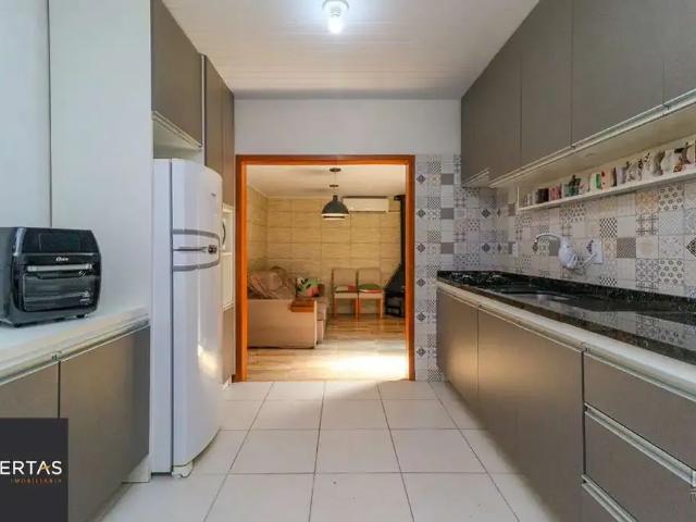 Casa / Sobrado para Venda em Porto Alegre/RS Restinga 2 Quartos